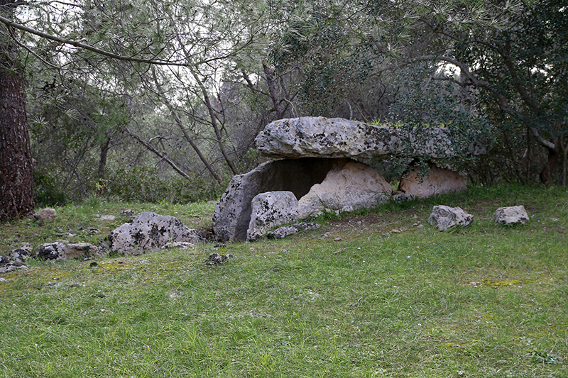 Leucaspide Dolmen [Dolmen di San Giovanni] Burial Chamber or Dolmen ...