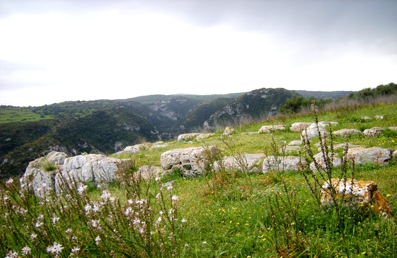 The Anaktoron Palace, Sicily (Sicilia) | Megalithic Portal