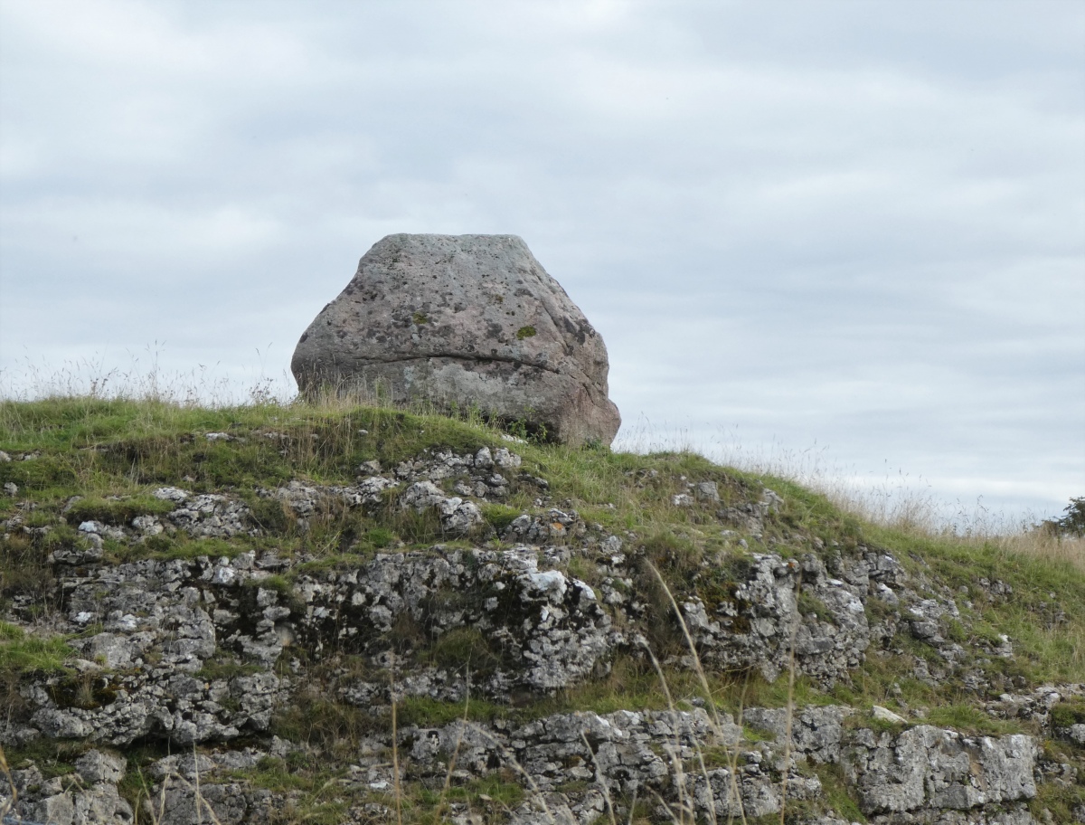 Thunder Stone (Castlehowe Scar), Cumbria | Megalithic Portal