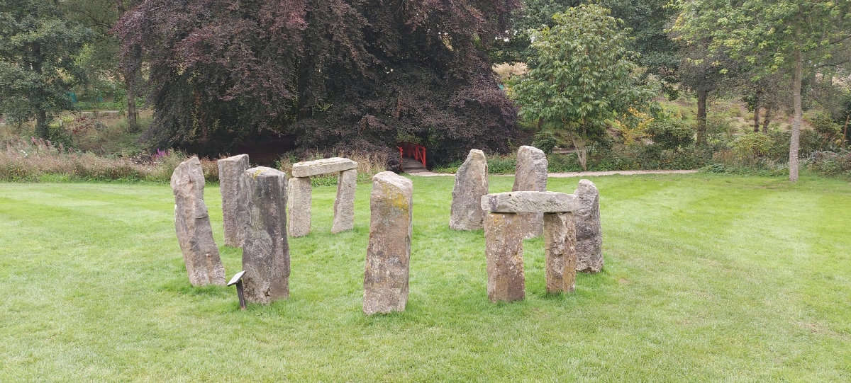 Himalayan Gardens & Sculpture Park Modern Stone Circle etc : The ...
