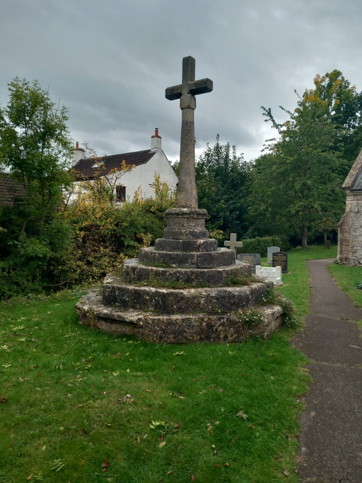 Kingston Seymour Churchyard Cross, Somerset | Megalithic Portal