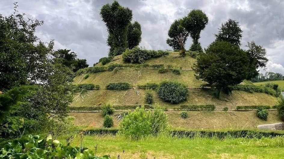 Merlin's Mount [Merlin's Mound, Marlborough Mound, Marlborough College ...