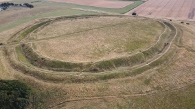 Barbury Castle Hillfort : The Megalithic Portal and Megalith Map:
