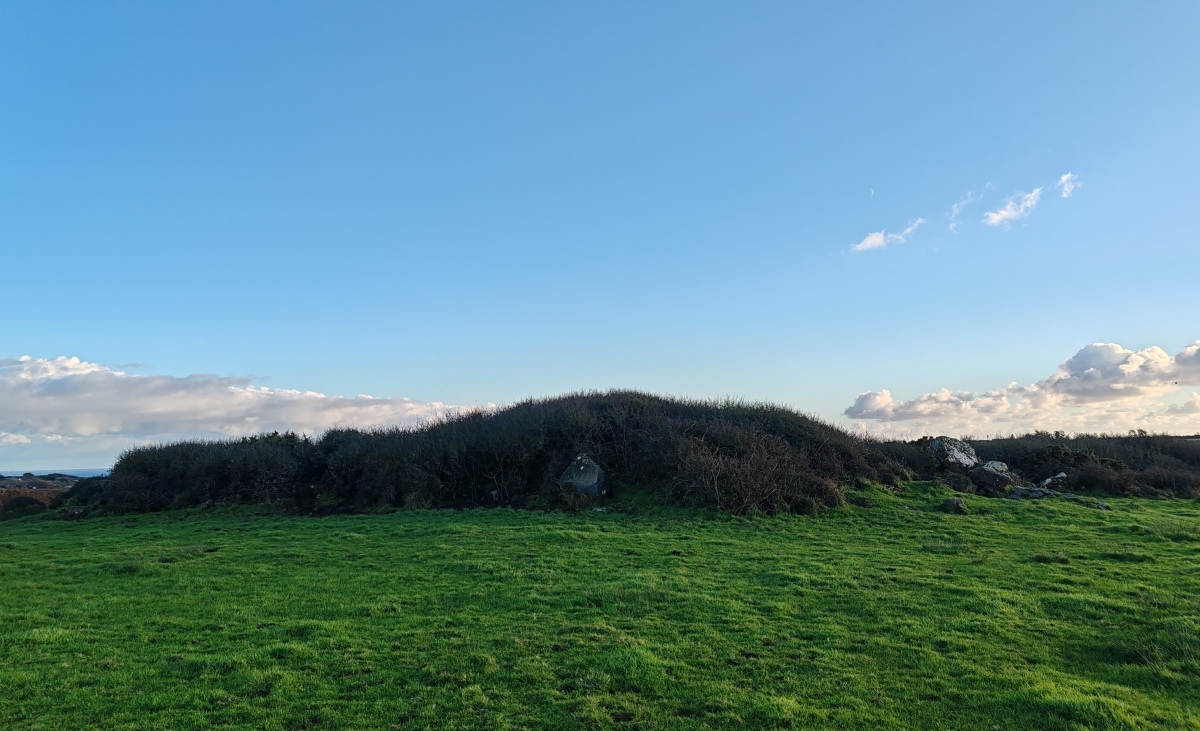 Sunny Corner Barrow, Cornwall | Megalithic Portal
