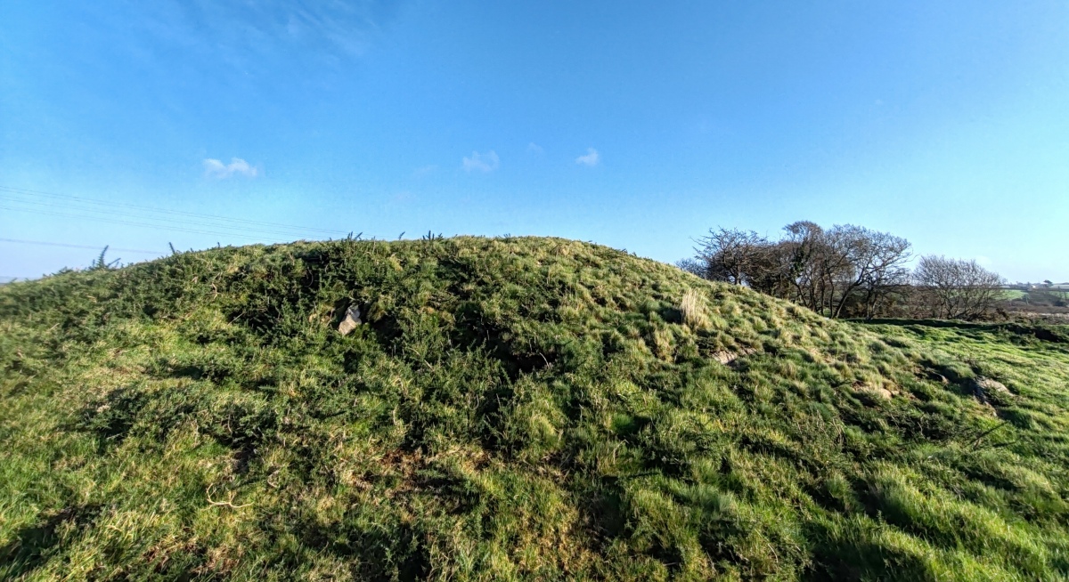 Polkerth Tumuli Barrow Cemetery : The Megalithic Portal and Megalith Map: