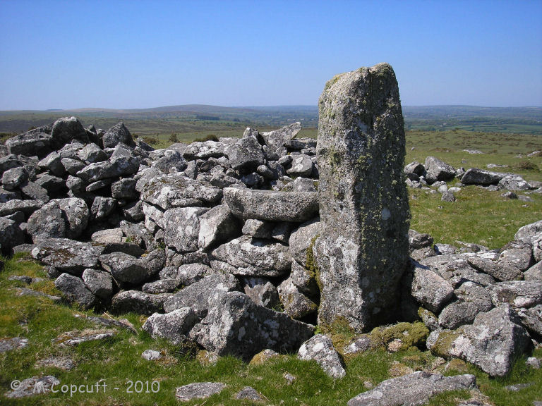 The Ridge Cairn, Cornwall | Megalithic Portal
