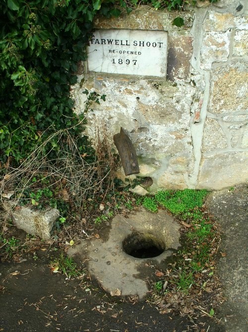 Crowlas holed stone, Cornwall | Megalithic Portal