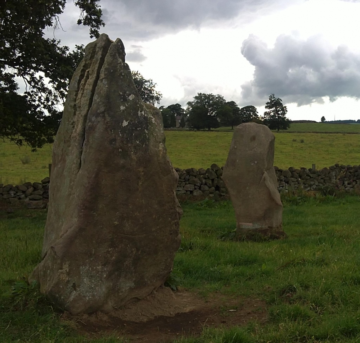 Nine Stones Close [The Grey Ladies, Nine Stone Close] Stone Circle ...