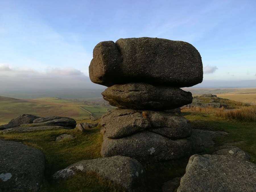 Roos Tor Rocks Rock Outcrop : The Megalithic Portal and Megalith Map: