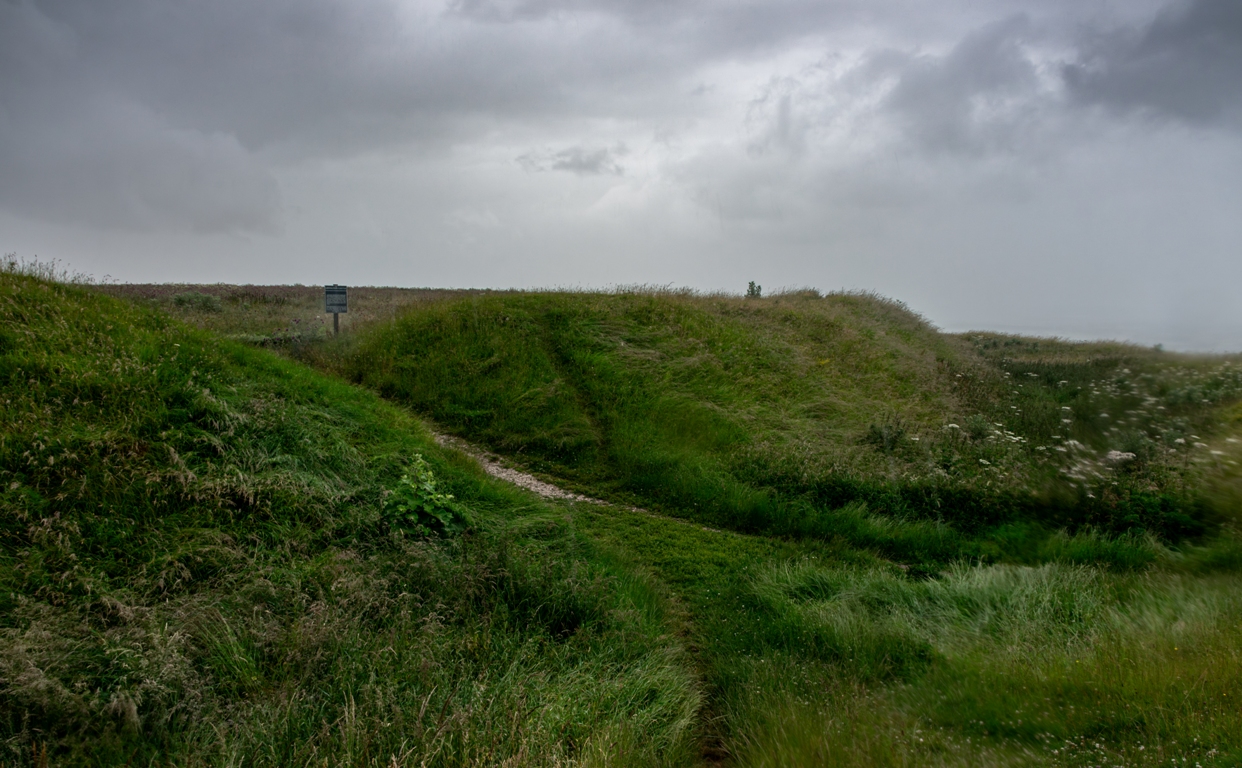 Uffington Castle Hillfort : The Megalithic Portal and Megalith Map: