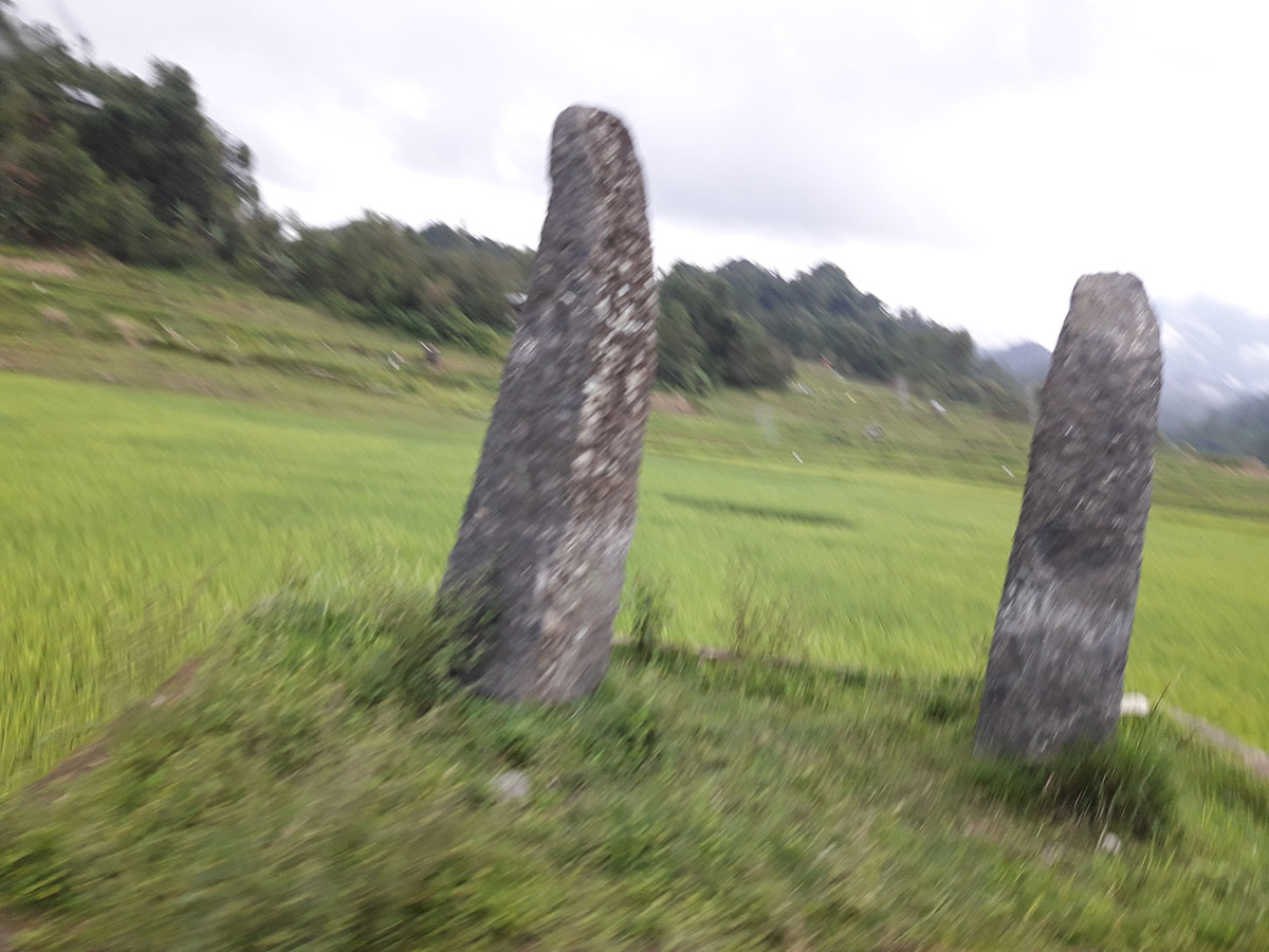 Pali Standing Stones Standing Stones : The Megalithic Portal and ...