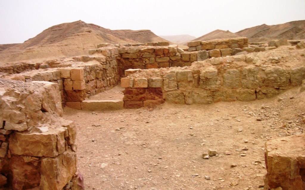 Ein Saharonim | Megalithic Portal