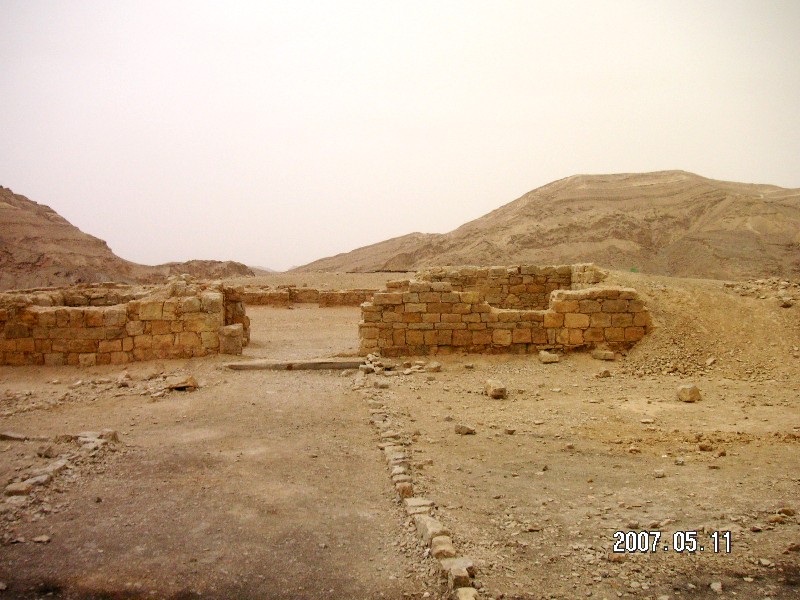 Ein Saharonim Gallery : The Megalithic Portal and Megalith Map: