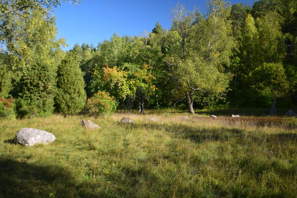 Runsa (Upplands-Väsby) [RAÄ-nummer Ed 1:1] Stone Circle : The ...