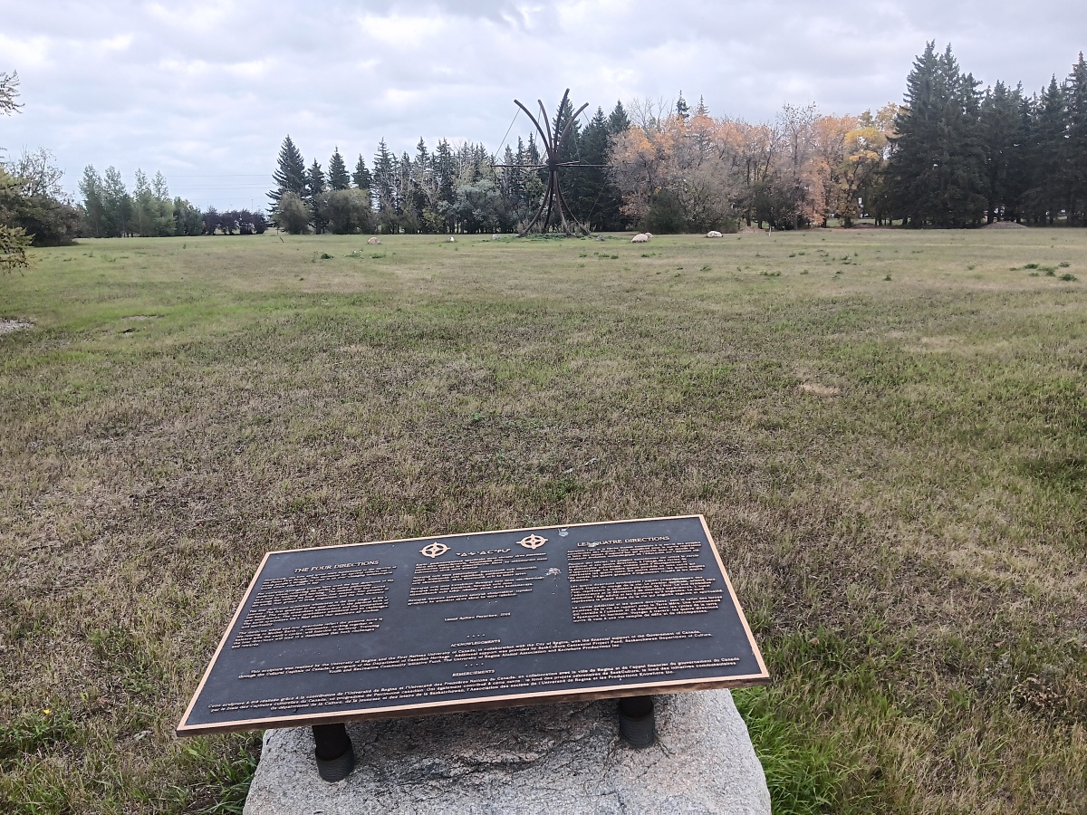 Wascana Lake Aboriginal Four Directions Medicine Wheel [Four Directions ...