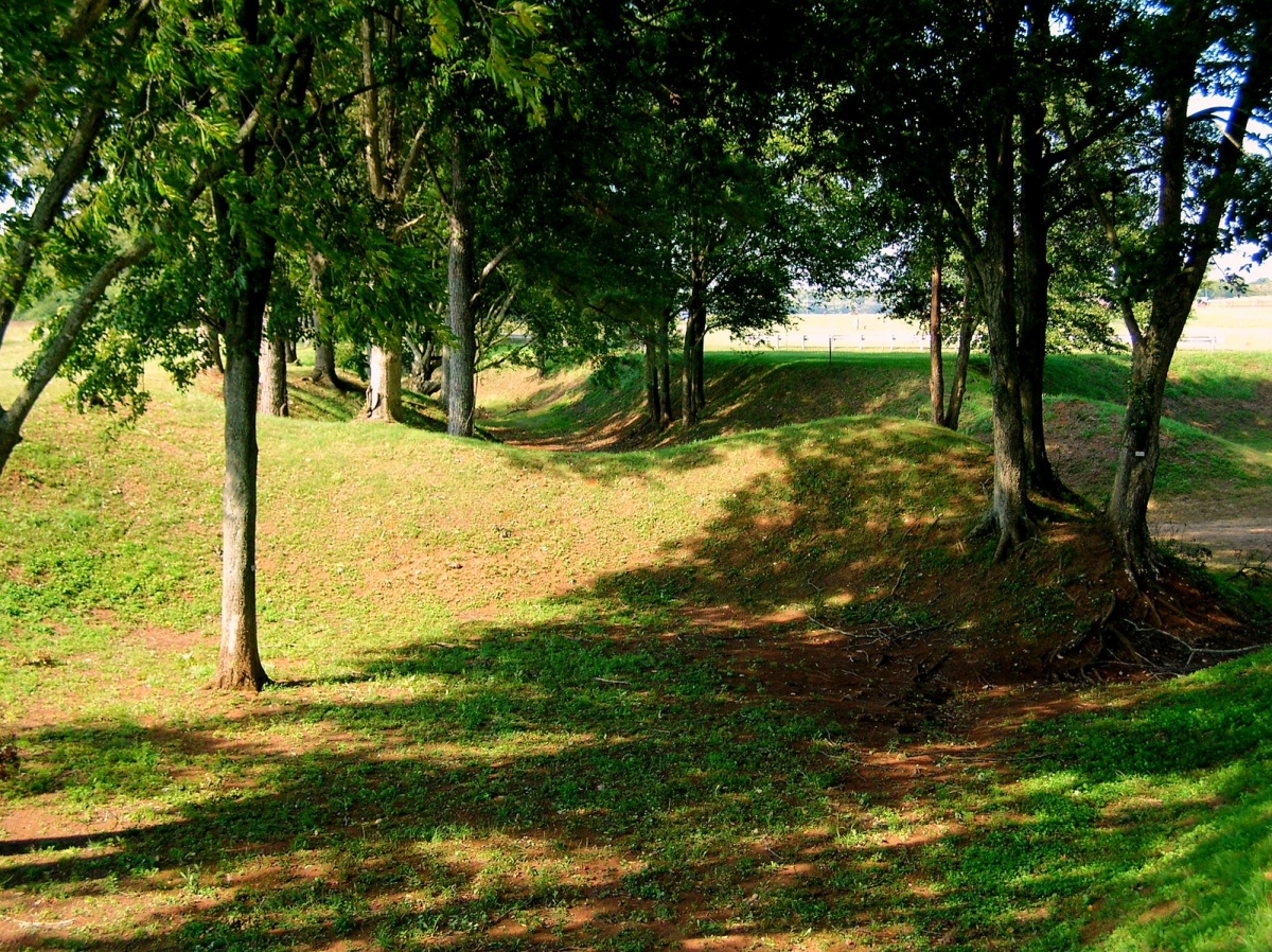 Etowah Mounds - Ditch and Palisade Misc. Earthwork : The Megalithic ...