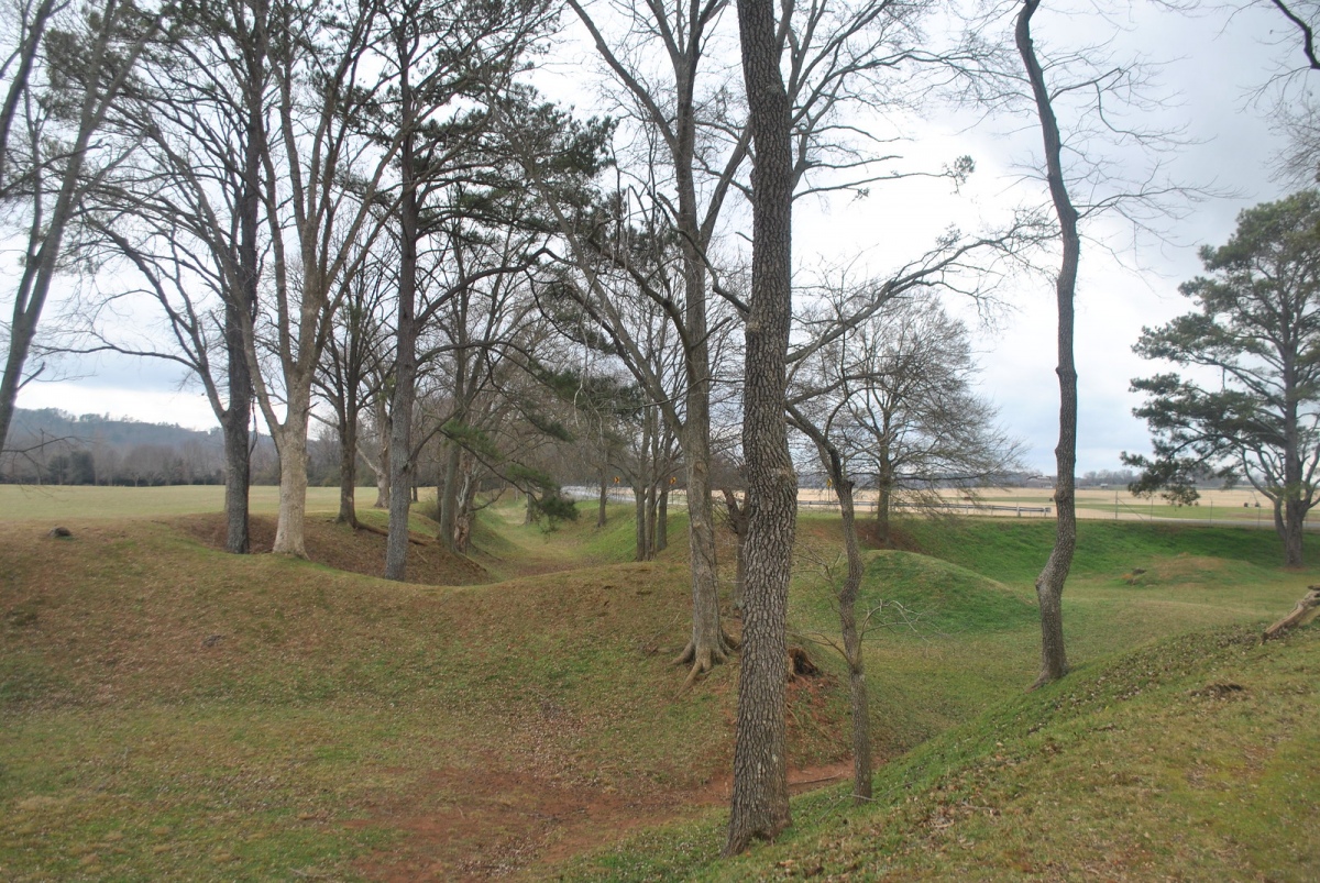 Etowah Mounds - Ditch and Palisade Misc. Earthwork : The Megalithic ...