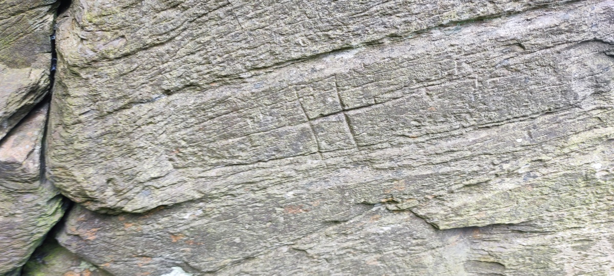 Cooleenlemane rock scribing Cave or Rock Shelter : The Megalithic ...