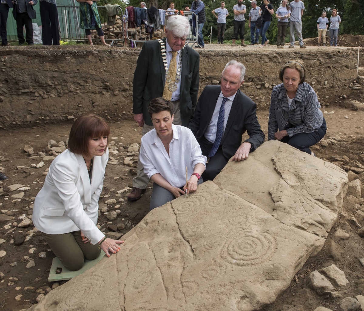 Dowth Hall, Co. Meath | Megalithic Portal