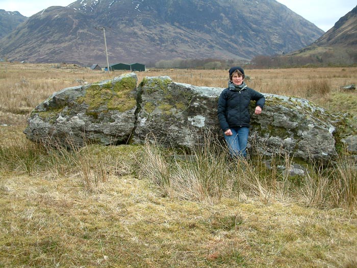 Croe Bridge [Ruarach] Rock Art : The Megalithic Portal and Megalith Map: