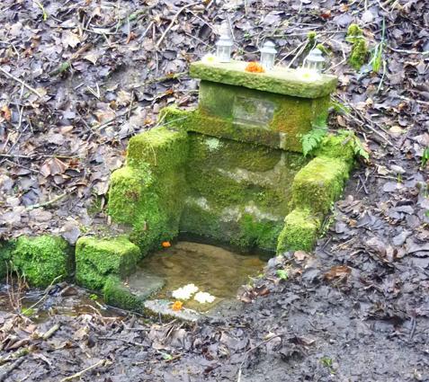 St Mungo's Well (Edinburgh), Midlothian | Megalithic Portal