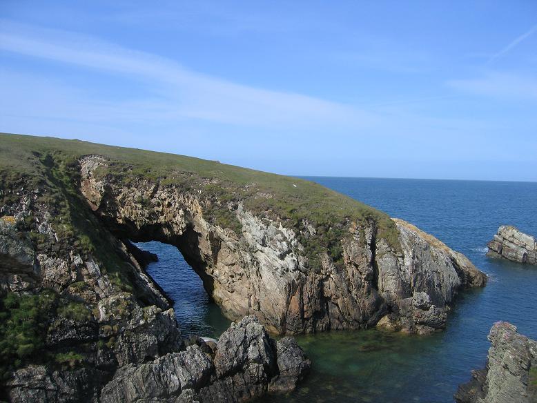 Bwa Gwyn, Anglesey (Sir Ynys Mon) | Megalithic Portal