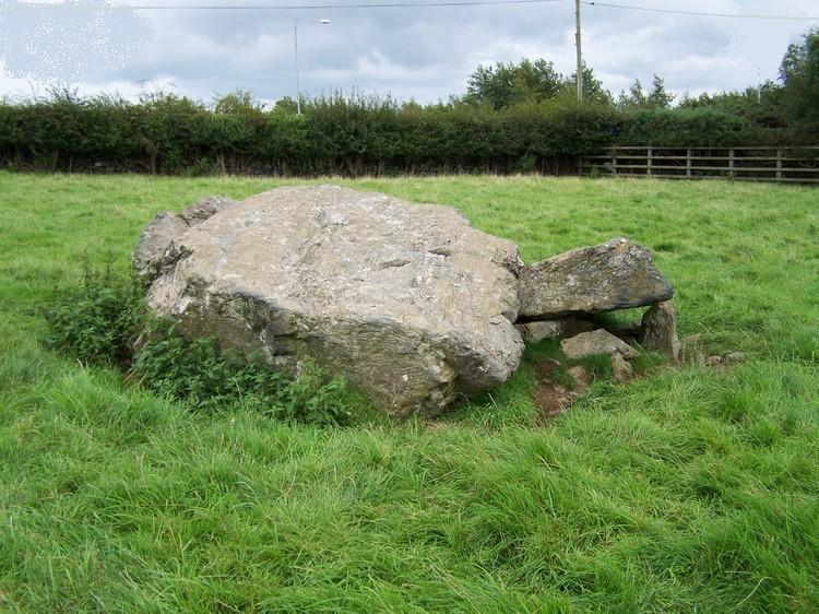 Ty Mawr Tomb, Anglesey (Sir Ynys Mon) | Megalithic Portal
