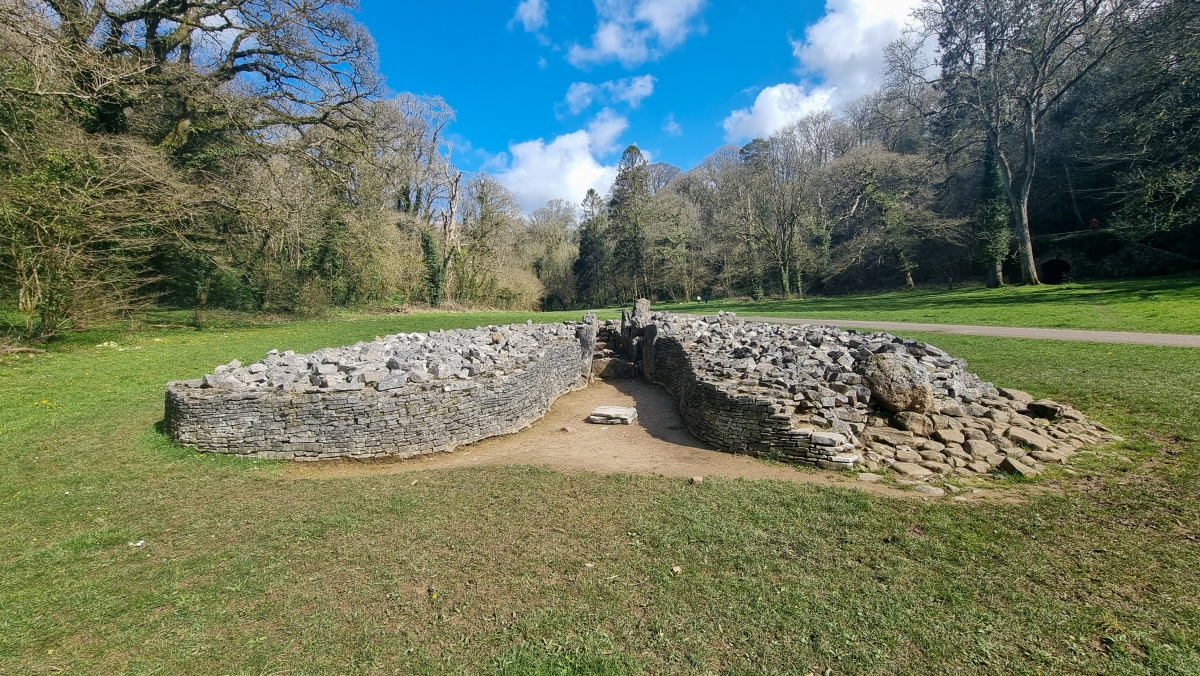 Parc le Breos [Park Le Bruce, Parc Breos Cwm, Parc Cwm Long Cairn ...