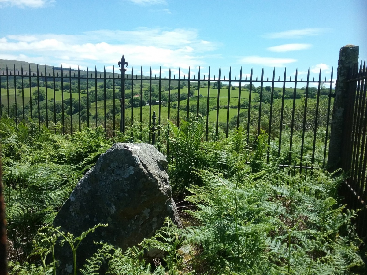 Tomb of the 4th Baron of Newborough, Gwynedd | Megalithic Portal