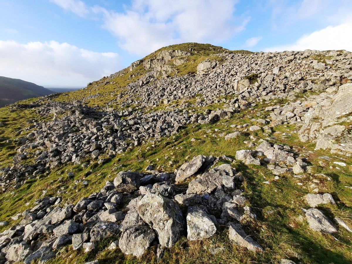 Craig Yr Aderyn [Birds rock] Hillfort : The Megalithic Portal and ...