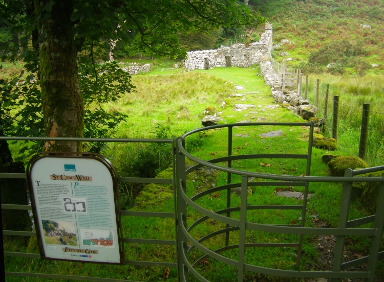St Cybi's Well, Gwynedd | Megalithic Portal