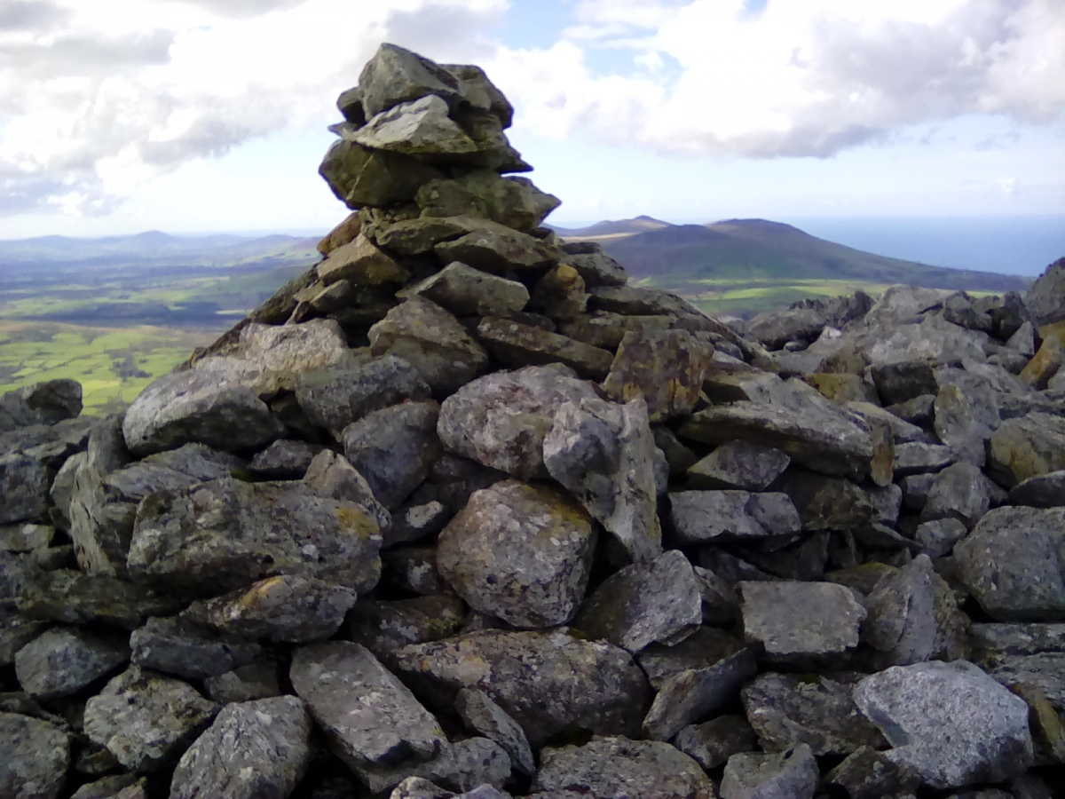 Mynydd Graig Goch Round Cairn, Gwynedd | Megalithic Portal