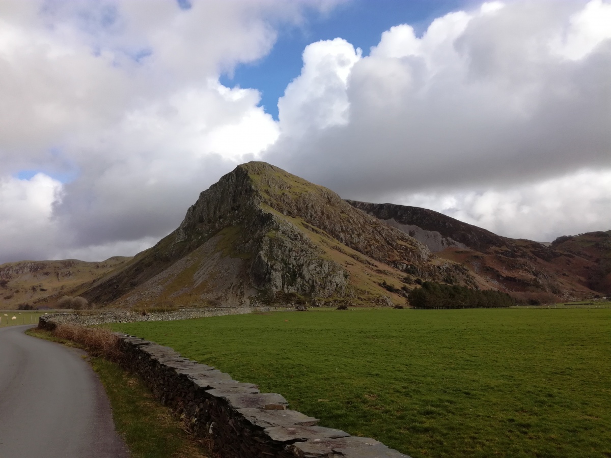 Craig Yr Aderyn, Gwynedd | Megalithic Portal